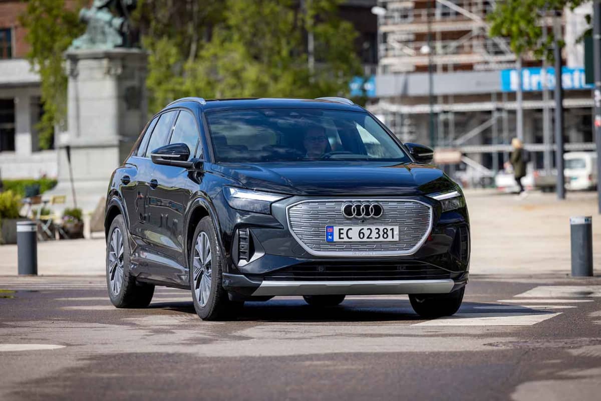 Audi q4 pris store